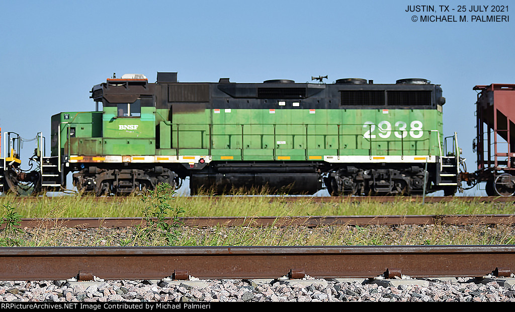 BNSF GP39E 2938